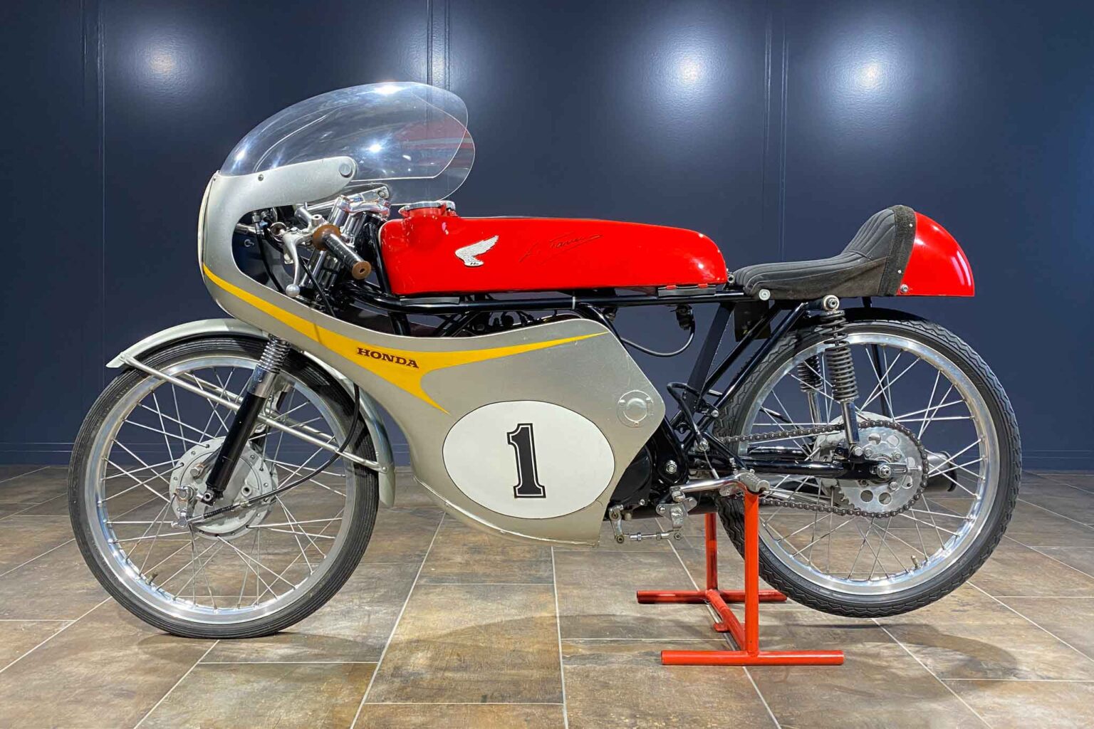 Honda CR110 50cc 1962 - Lutziger Classic Cars